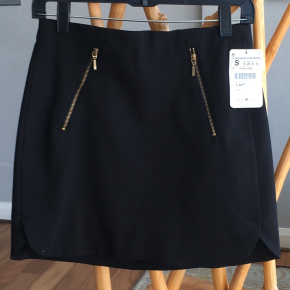 Zara | Skirts | Zara Basic Black Mini Nwt | Poshmark